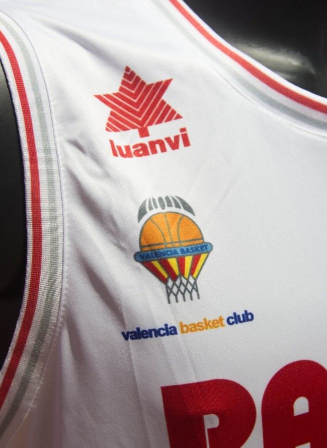 Valencia Basket jugará su partido 1.000 en ACB con la equipación retro ...