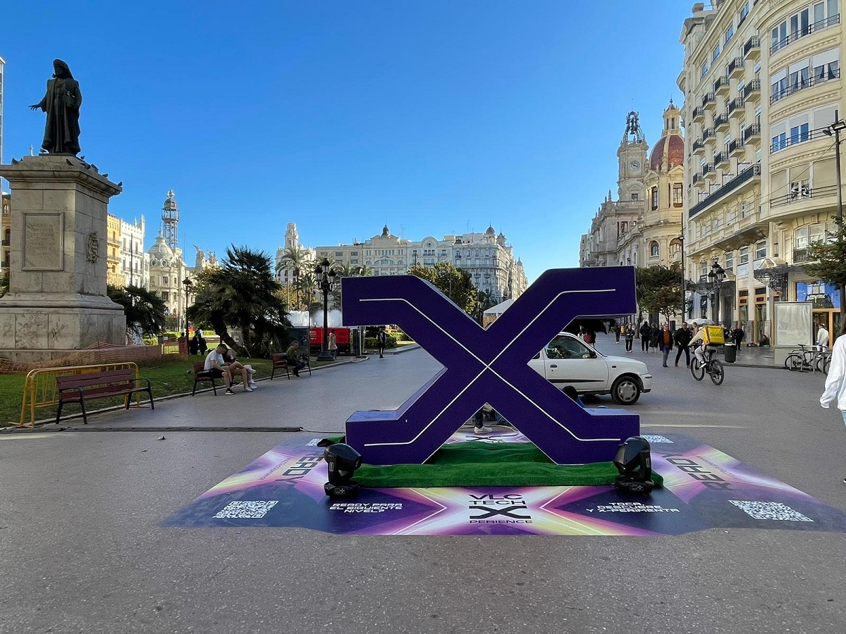 Una X gigante marca en Valencia dónde se celebrará el VLC Tech X-perience